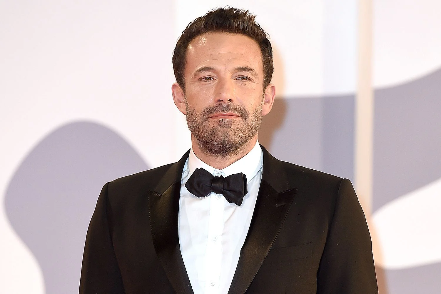 Ben Affleck Hair Transplant: Hair Transformation Journey - Ariana ...